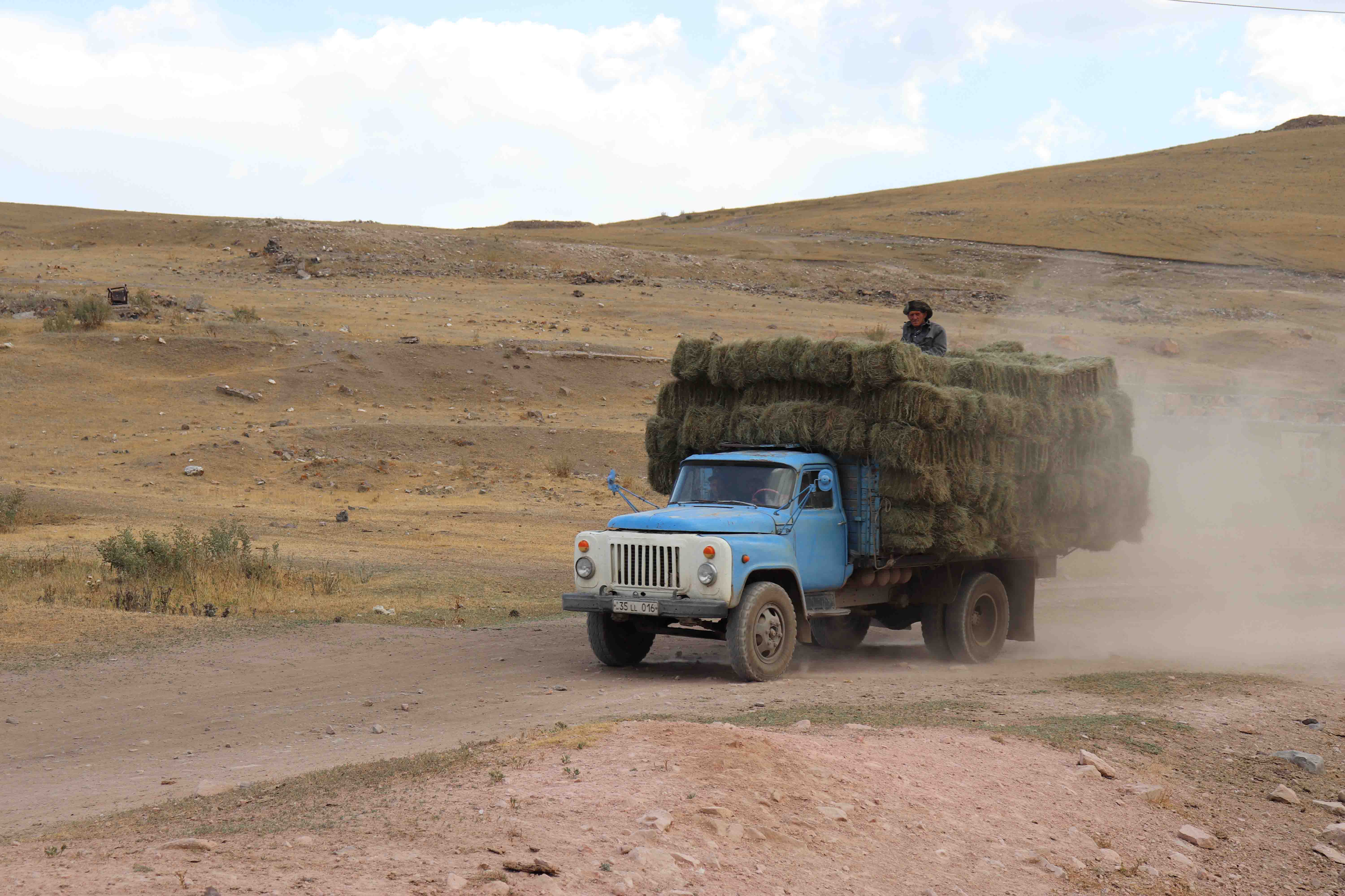 The Precious Girl: The Only Pupil of Geghakar School | Ampop.am